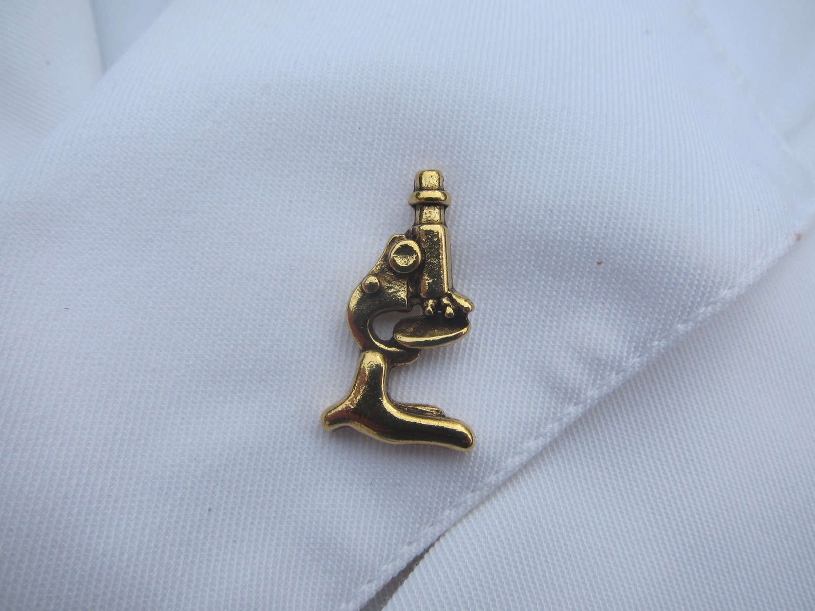 Gold Microscope Lapel Pin CC166G Science and Lab Pins for - Etsy