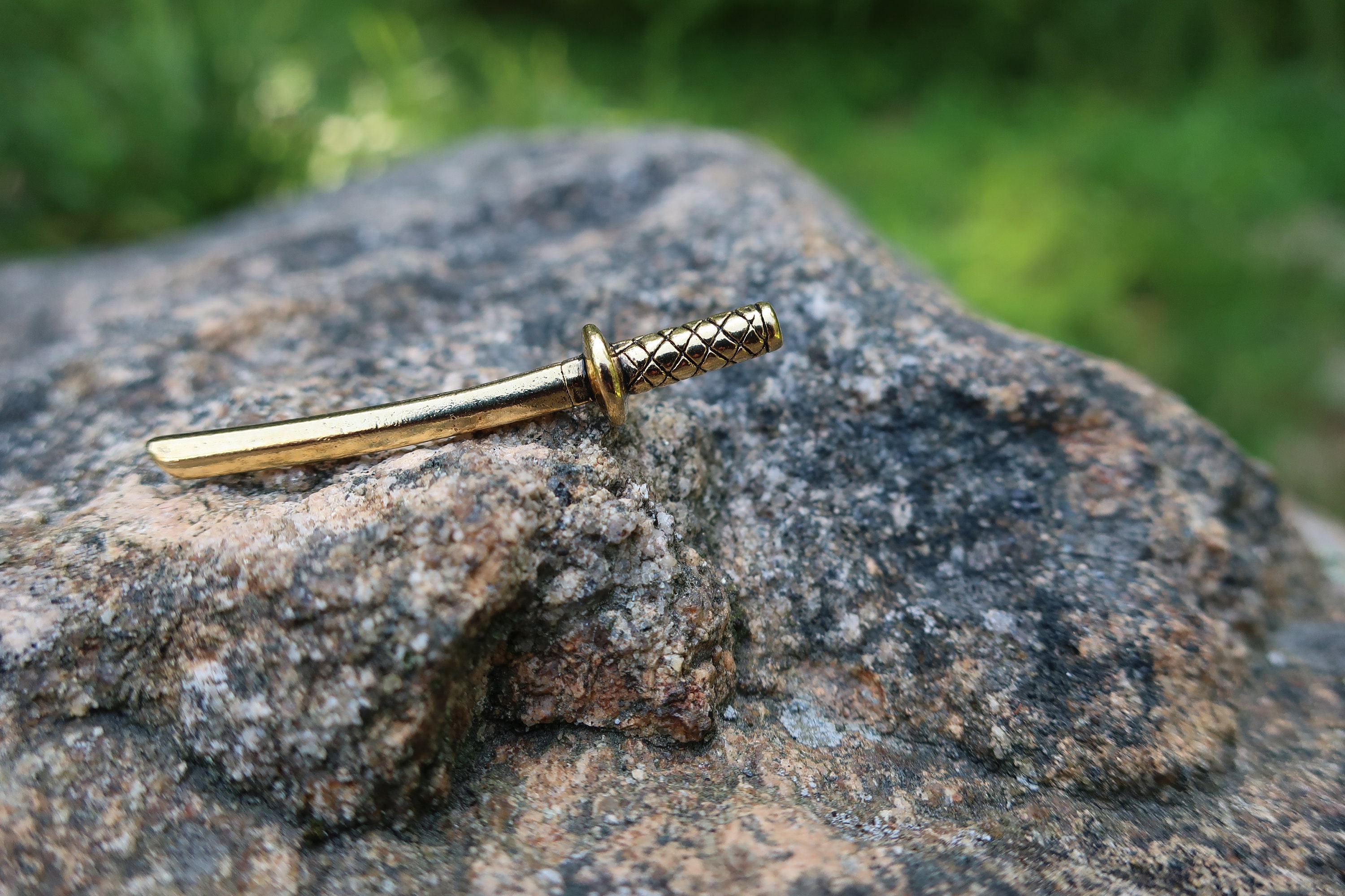 Gold Samurai Sword Lapel Pin CC511G Katana Japanese Swords | Etsy