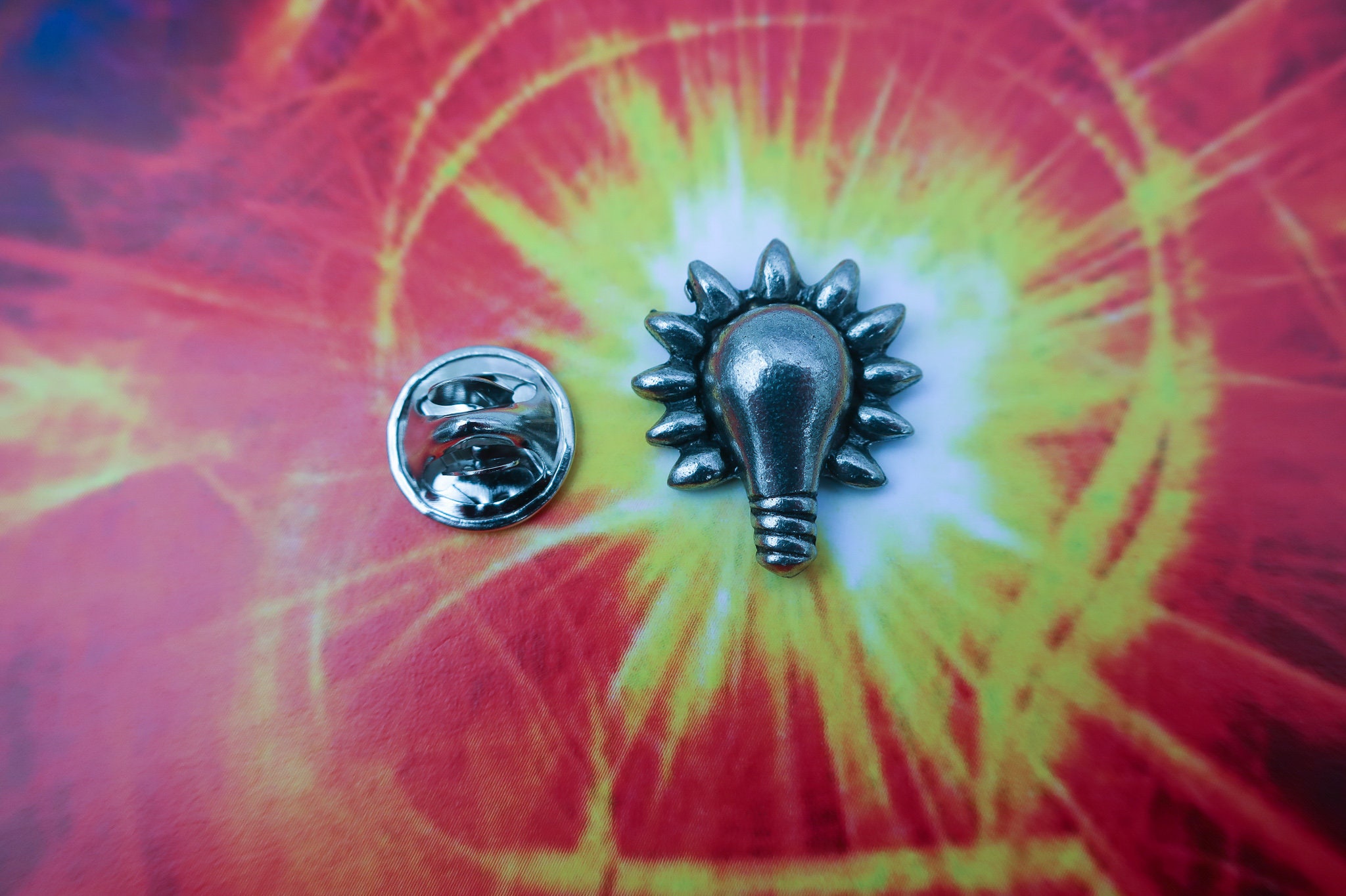 Lightbulb Lapel Pin CC164 Electric Electricity Bright - Etsy