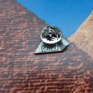 Pyramid Lapel Pin - CC550- Egyptian Pyramids- Greek Structures ...