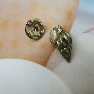 Seashell Lapel Pin - CC344- Sea, Ocean, Beach, Shells, Seaside, and ...