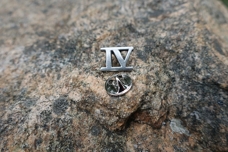 IV Pewter Lapel Pin- Cc609-roman Numerals, 4, Ancient Rome, Numbers ...