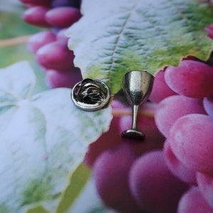 Wine Glass Lapel Pin - CC260- Wine, Winery, Vineyard, Celebration ...