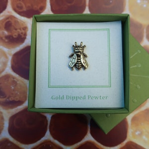 Gold Honey Bee Lapel Pin- CC614G- Bees, Beekeeping, Beekeeper ...