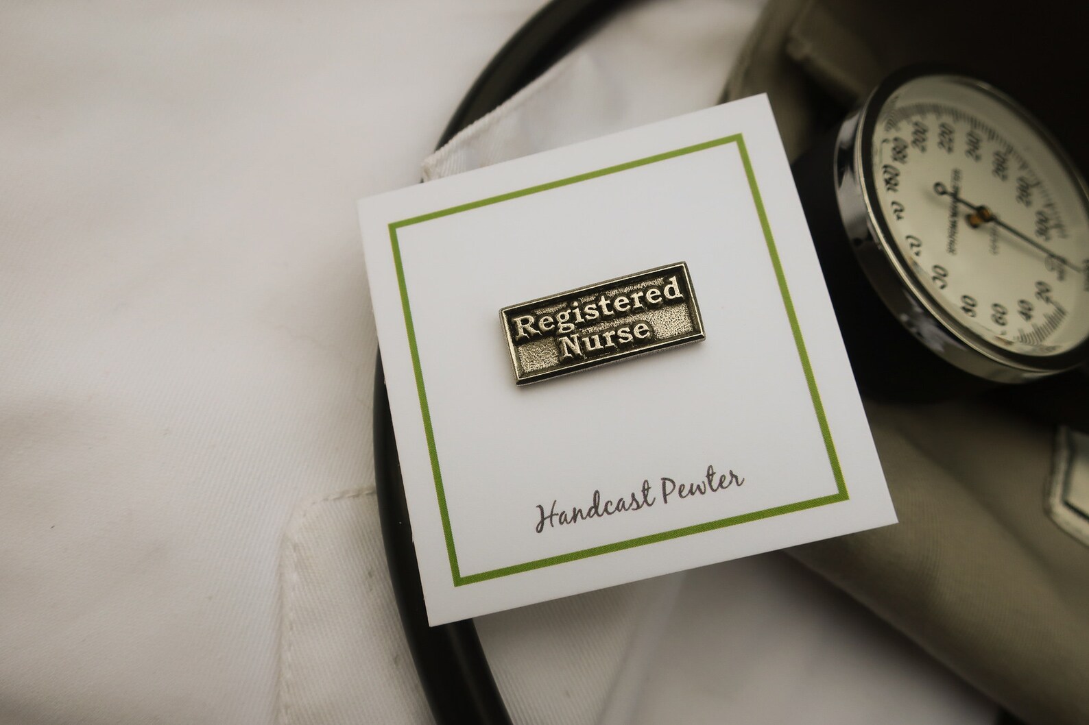 Registered Nurse Lapel Pin- CC663- Nursing Pins and Gifts- RN, and ...