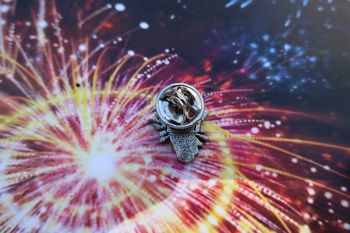 Dynamite Lapel Pin - CC567- Explosive, Fire Crackers, Fire Works ...