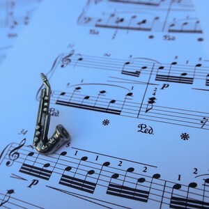 Saxophone Lapel Pin - CC332- Music, Musical Instruments, Jazz Pins ...