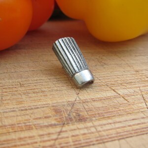 Chef Toque Lapel Pin - CC347- Culinary and Kitchen Pins and Gifts- Chef ...