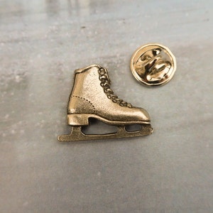 Figure Skate Lapel Pin - CC218- Figure Skating, Skating, Winter, Ice ...
