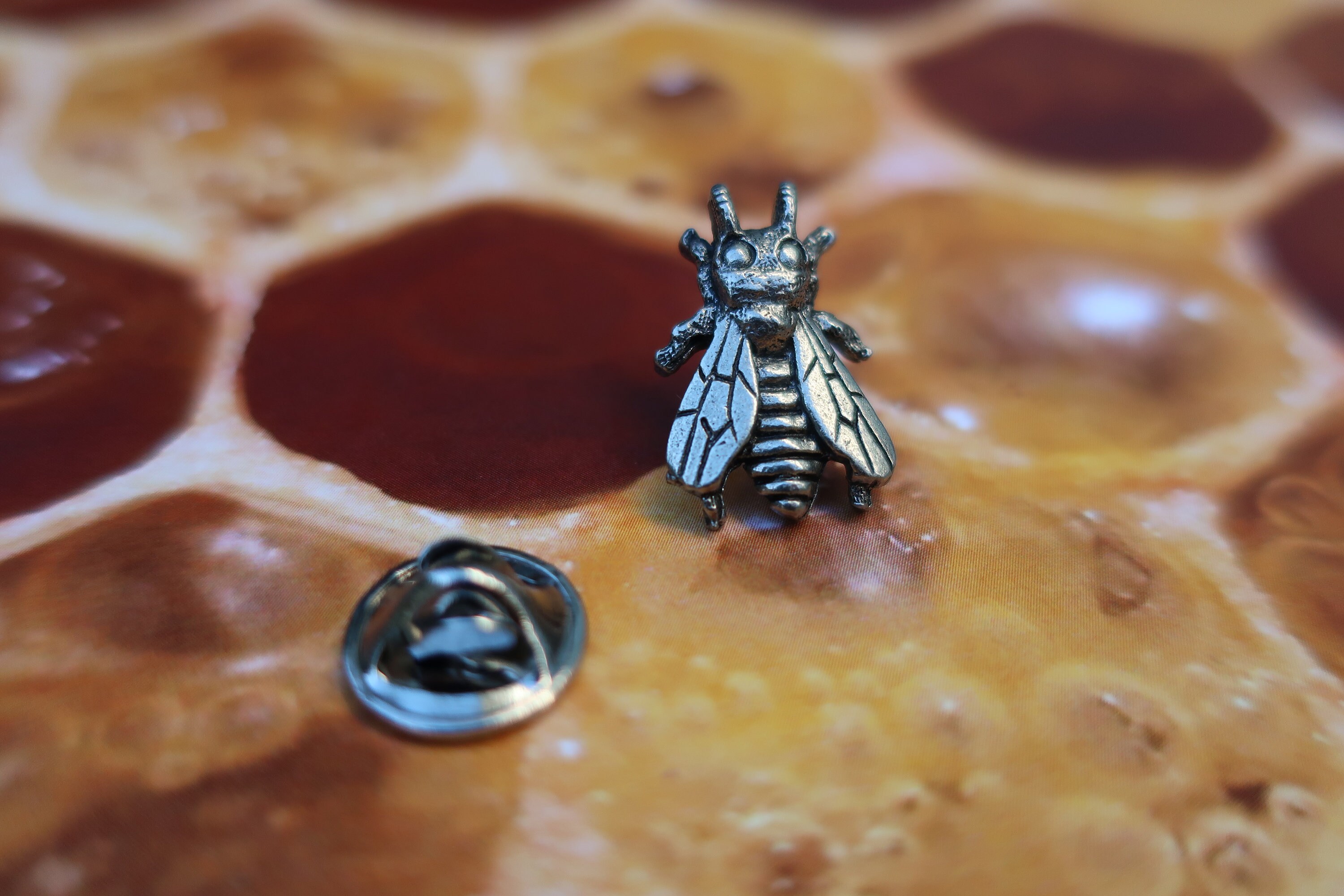 Honey Bee Lapel Pin CC614 Bees Pollination Gardening Bee | Etsy