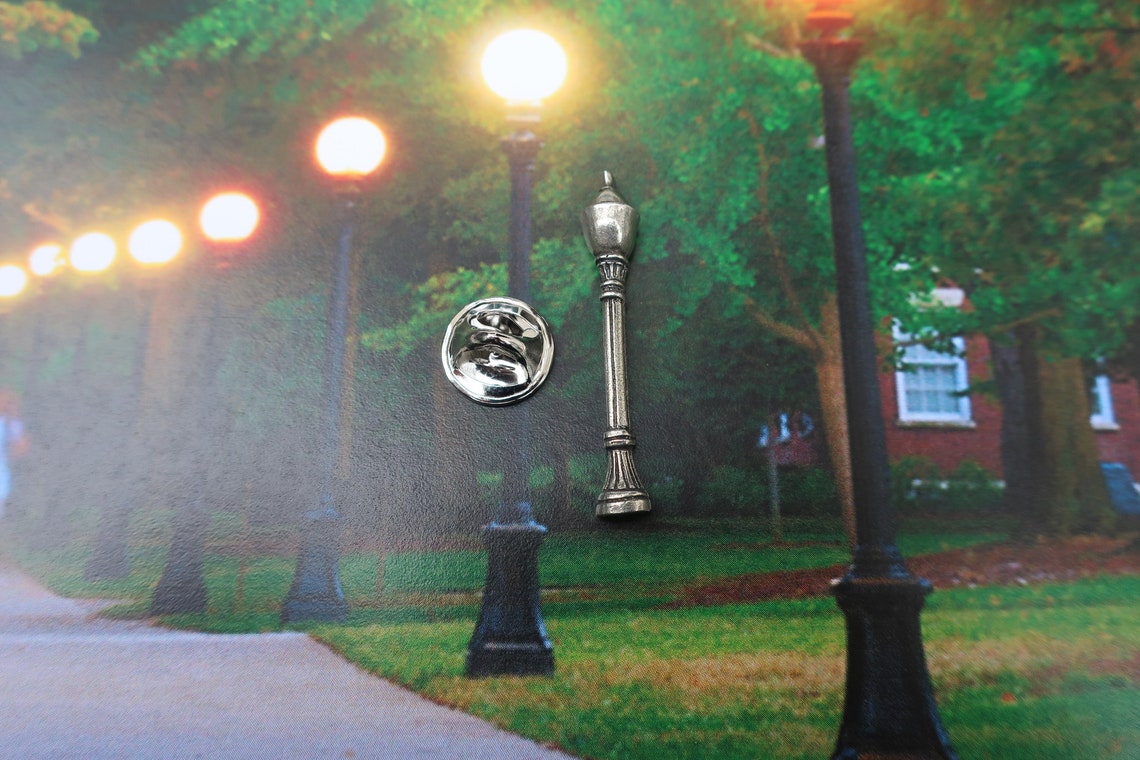 Lamp Post Lapel Pin CC386 Lights Lamps and Street Light - Etsy