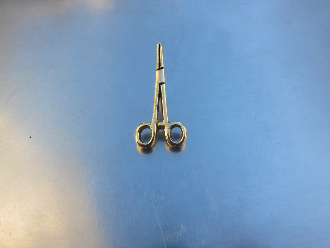 Gold Hemostat Lapel Pin- CC597G- Hemostat, Medical, Hospital, Surgeon ...