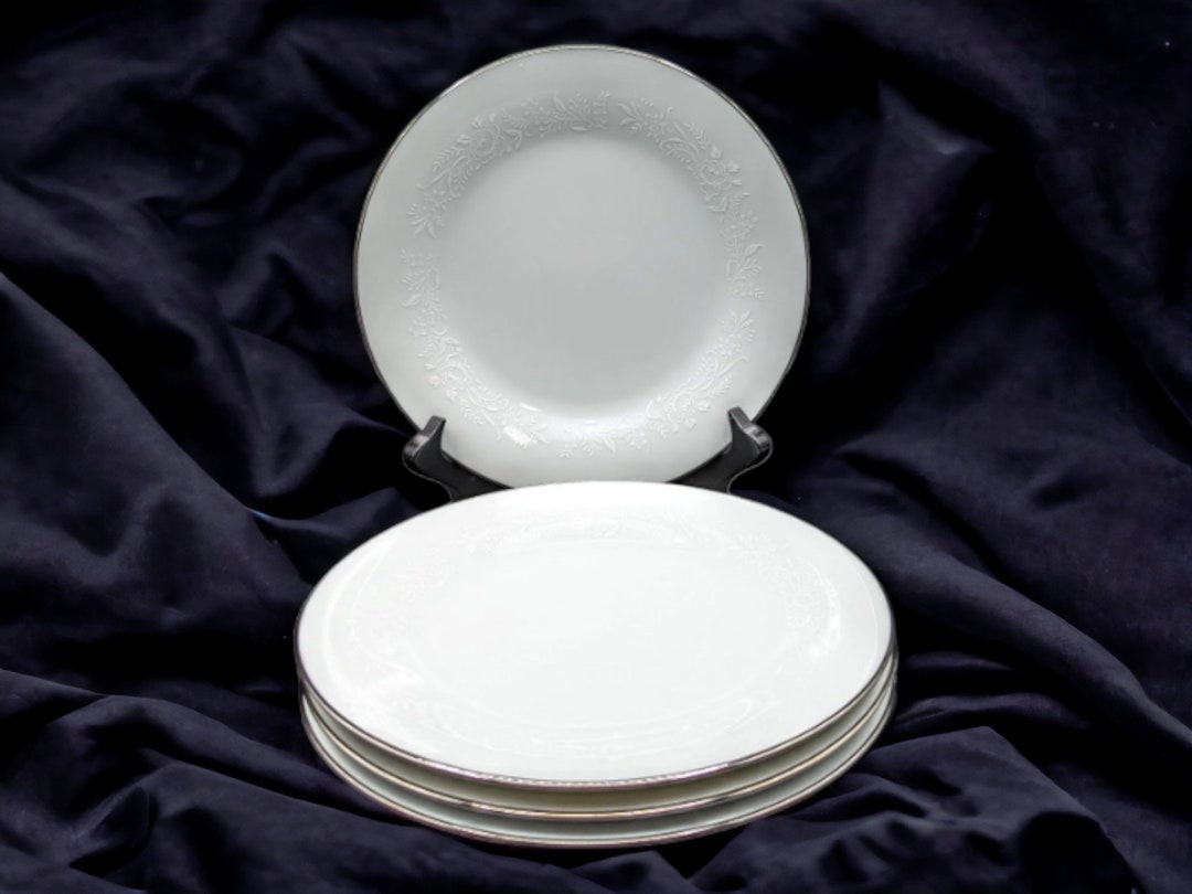 Set of 4 Reina 6450Q Six Inch Bread Plates White in Color With White ...