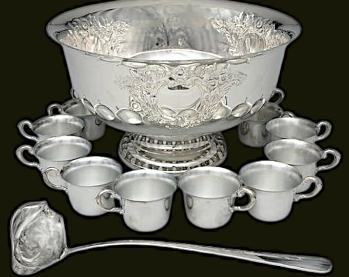 Vintage Castle Court Silverplate Punch Bowl Set Hollowware Oneida ...