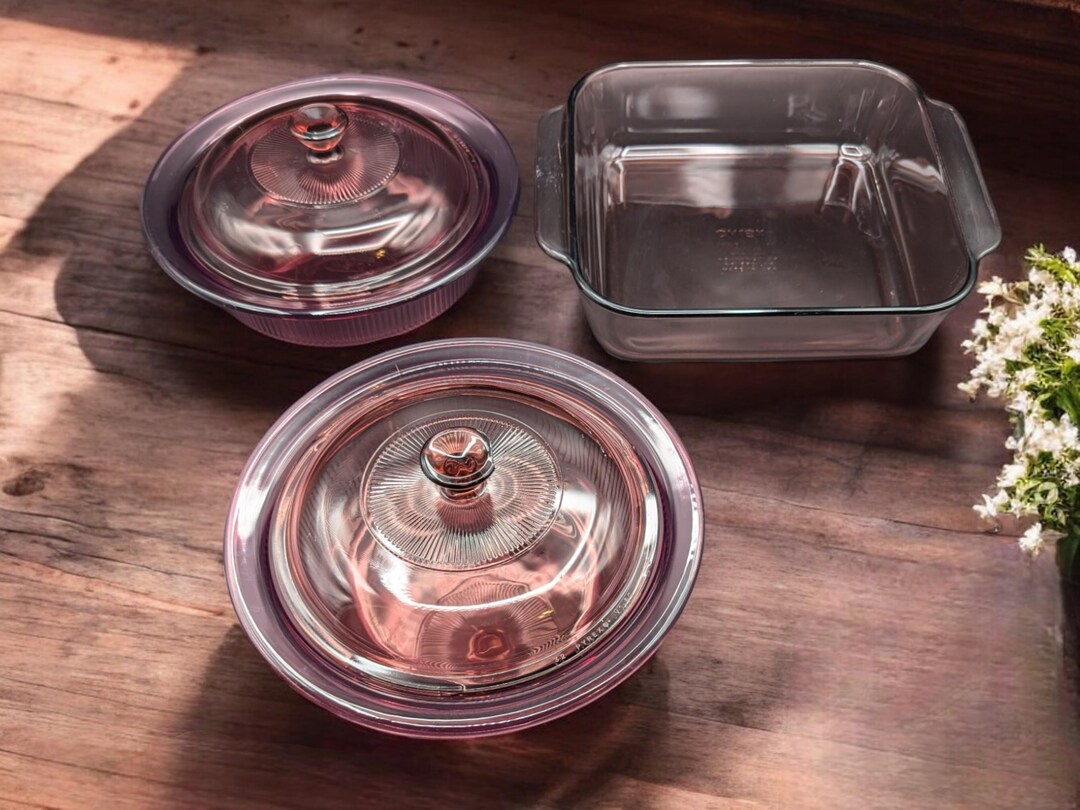 Pair of Corningware Visions Cranberry Casserole Dishes With Lids and ...
