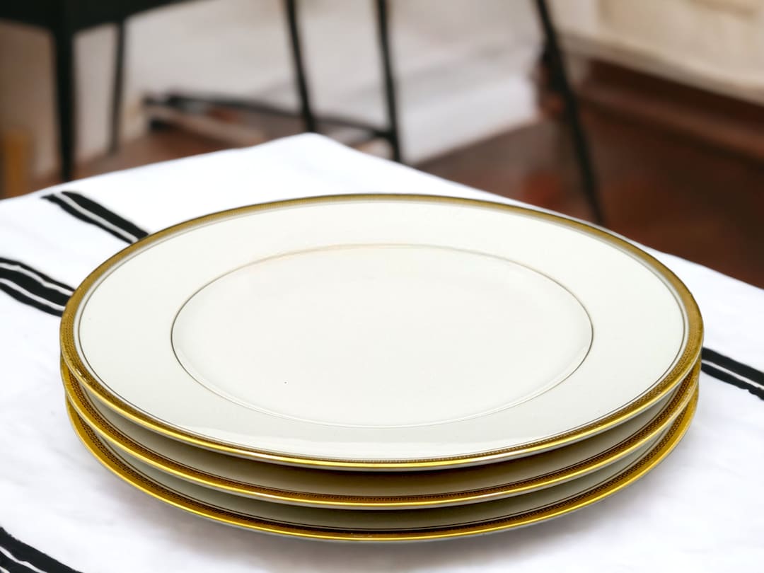 Vintage H&C Selb Heinrich Dinner Plates: Gold Greek Key Paragon, Set of ...