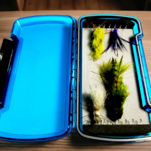 Large Articulated Fly Box: Streamer & Saltwater Flies - Teton Plan D ...