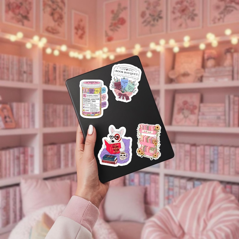 Hand Drawn Book Bouquet Sticker | Floral Reader Gift, Bookish (2.3" X 3 ...