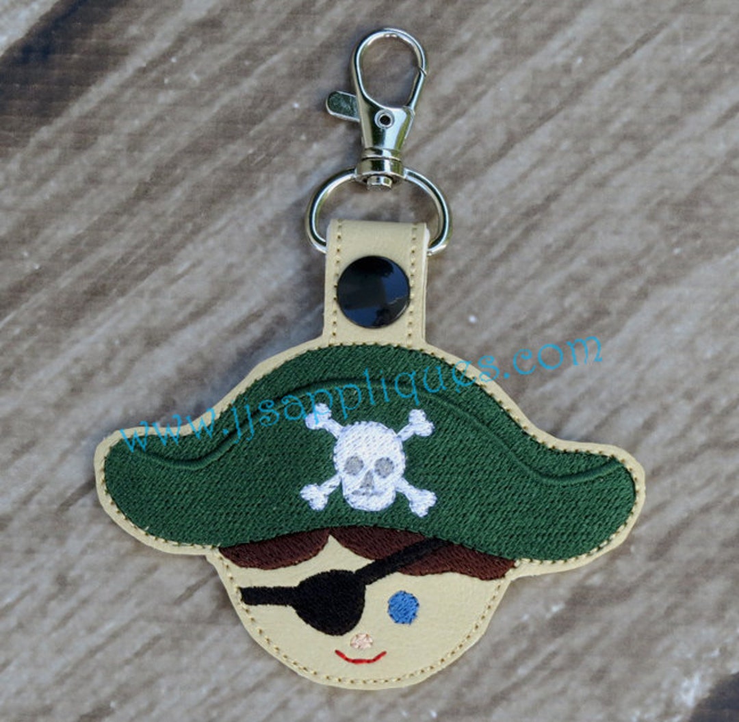 ITH Pirate 2 Key Fob Design Pirate Key Fob 4x4, 5x7 Hoops Instant ...