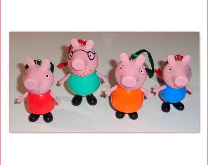 Peppa Pig, George Pig, Mommy & Daddy Pig Figures 4 Piece Christmas ...