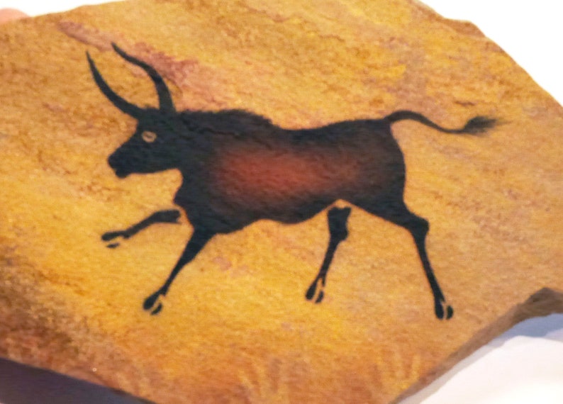Lascaux Bull Cave Art Painting on Hanging Stone - Etsy