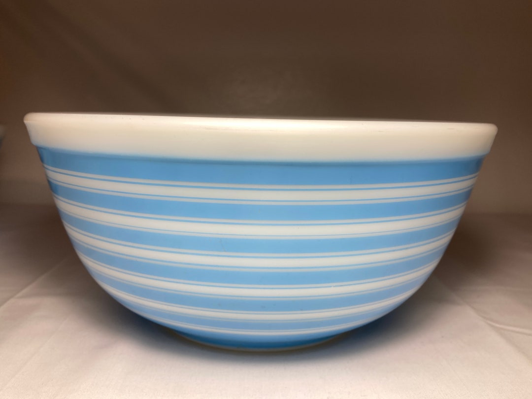 Vintage Pyrex Rainbow Stripe 403 Blue & White Nesting Mixing Bowl 2 1/2 ...