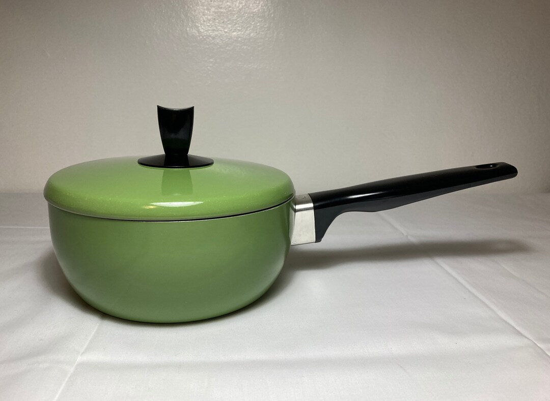Vintage MCM Avocado Green Porcelain Stainless 1.5 QT Saucepan W/ Lid ...