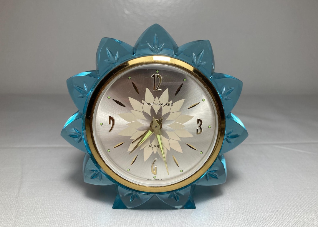Vintage MCM Lucite Flower Alarm Clock Luminous Hand Phinney-walker ...