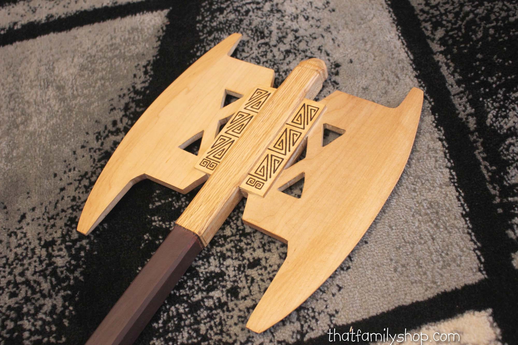 Massive Gimli's Axe Wooden Prop Large Double-bladed Battle Axe LOTR ...