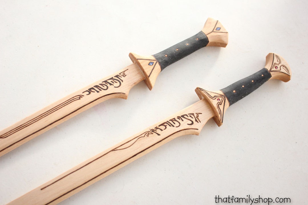 Icingdeath, Twinkle -- Wooden Cosplay Drizzt Do'urden's Scimitar Sword ...