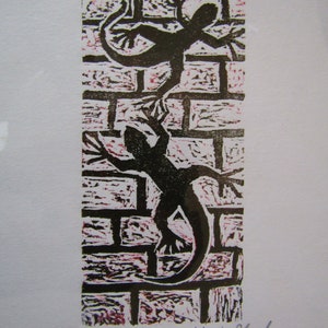 Lizard Wall Gecko Reptile Woodcut Engraving Hand Carved Woodblock Print ...