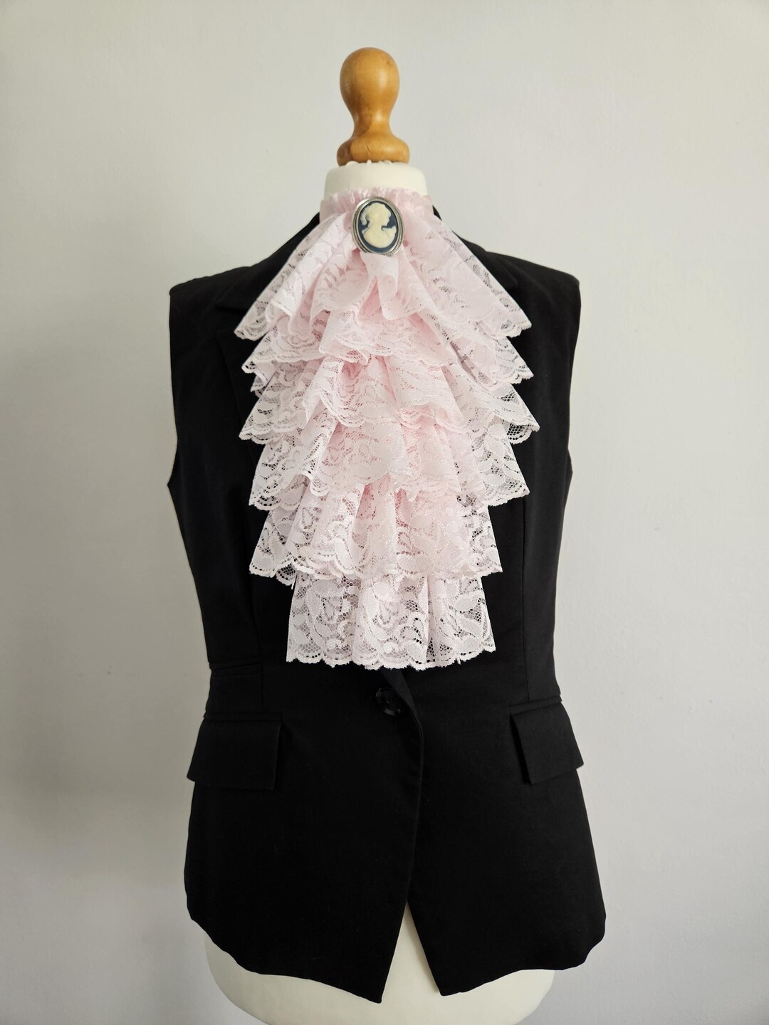 Light Pink Lace Jabot: Historical Costume Accessory - Etsy