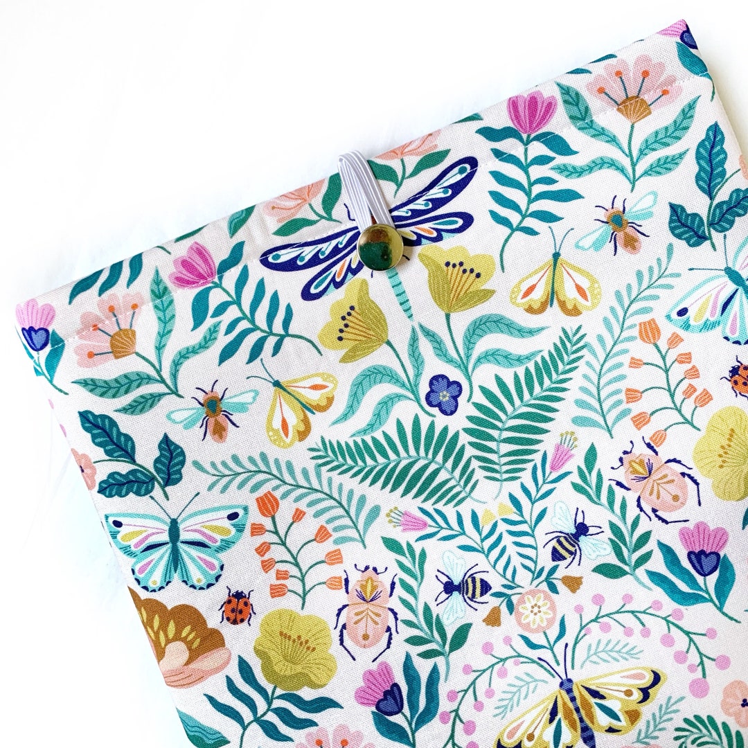Garden Flower & Bees Book Sleeve - Dragon Fly Case Protection Fandom ...