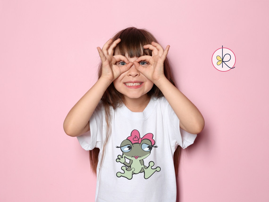 Cute Frog With Bow SVG/ Girl Frog Svg/ Shirt Designs Svg / Shirt ...