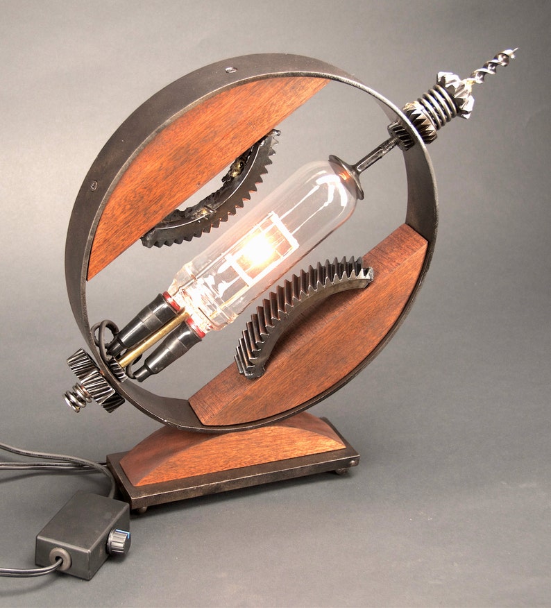 Unique and Stylish Lamp Shows Style When on or Off. Distinctive Looks ...