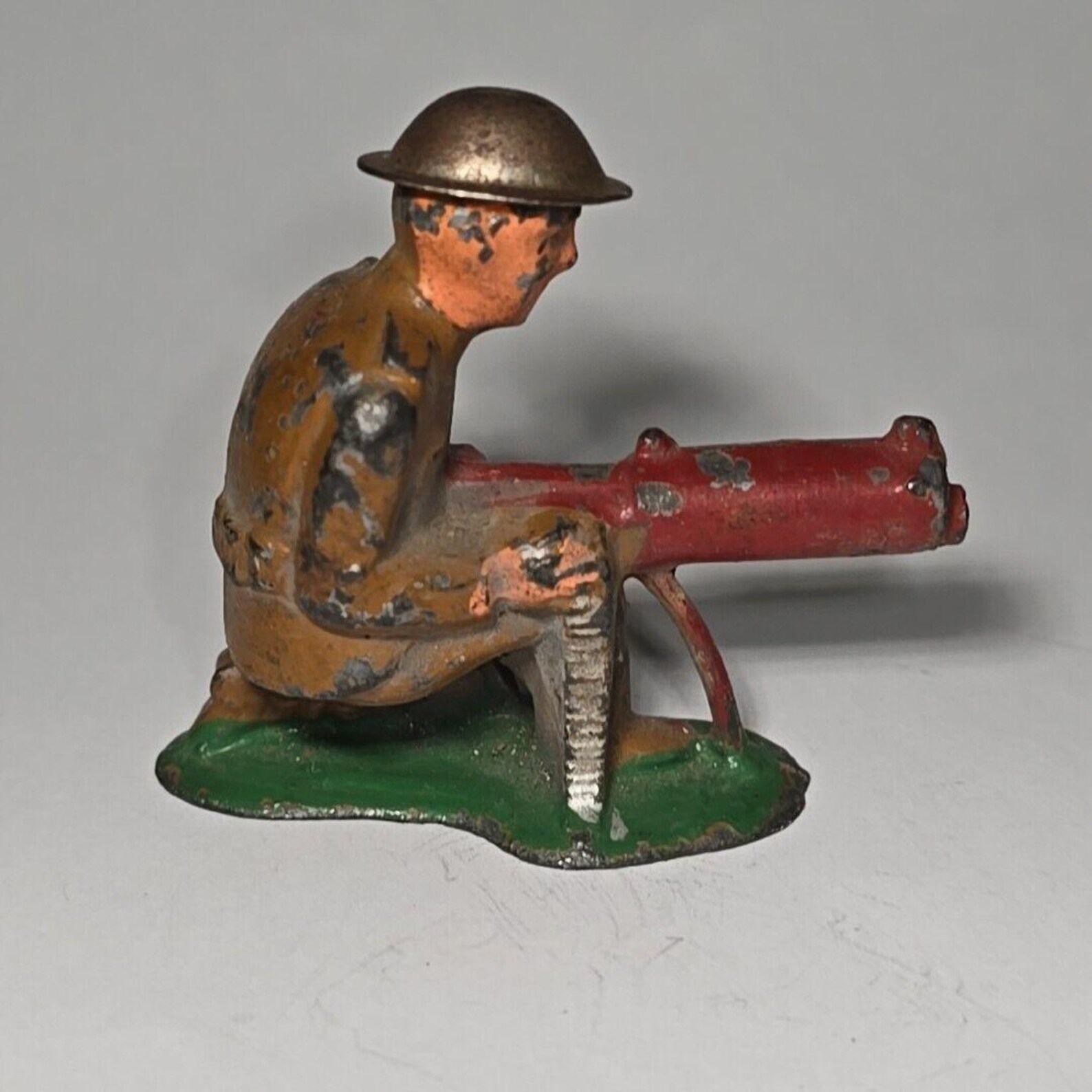B9 Barclay Toy Soldier Machine Gunner Kneeling Short Stride Red Barrel ...