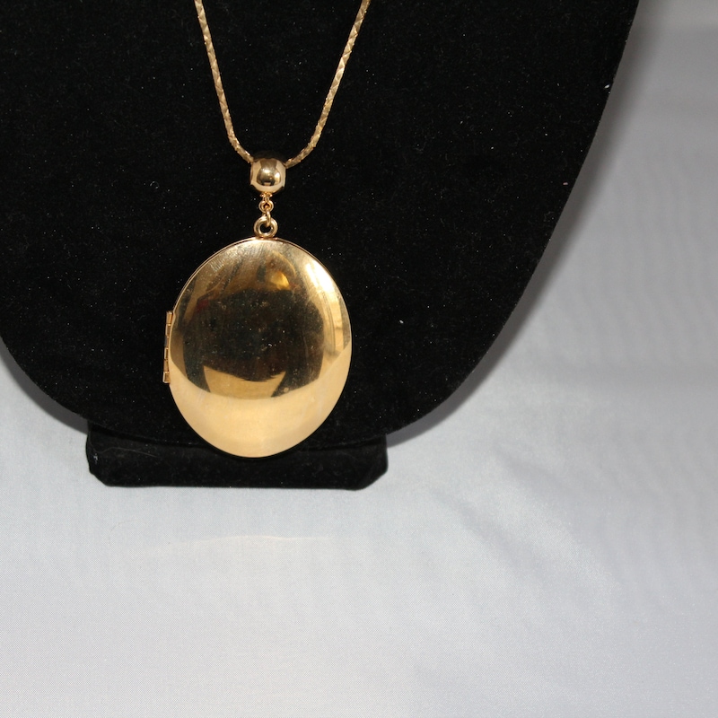 Gold Locket - Etsy