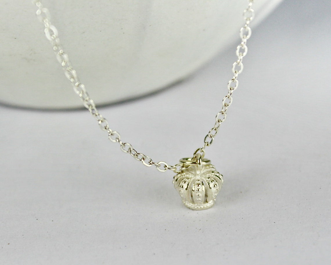 Big Sister Little Sister Match Crown Necklace Set. Two Sisters - Etsy