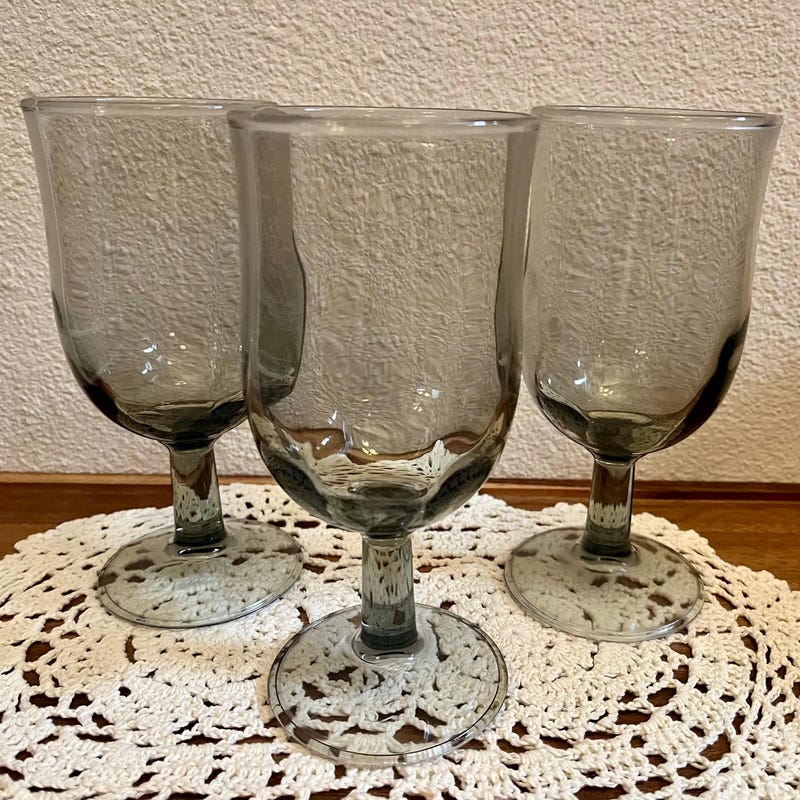 Libbey Smoked Wine Glass - Etsy