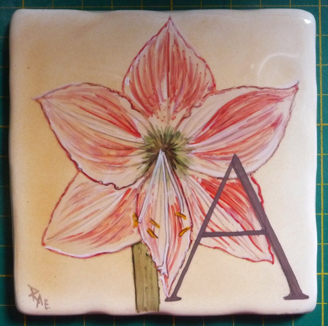 A ...amaryllis Design on Honey Coloured Tile - Etsy