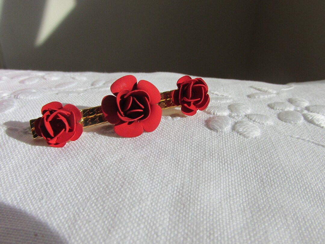 Brooch Red Roses Bar Pin Vintage - Etsy