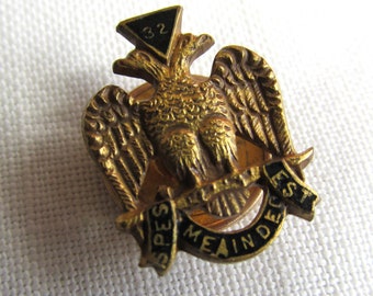 Shriner Masonic Road Runner Pin Roadrunner Wearing Red Enamel Fez ...