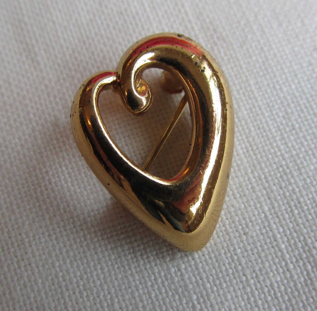 Heart Brooch by Monet Valentine Gift Vintage - Etsy