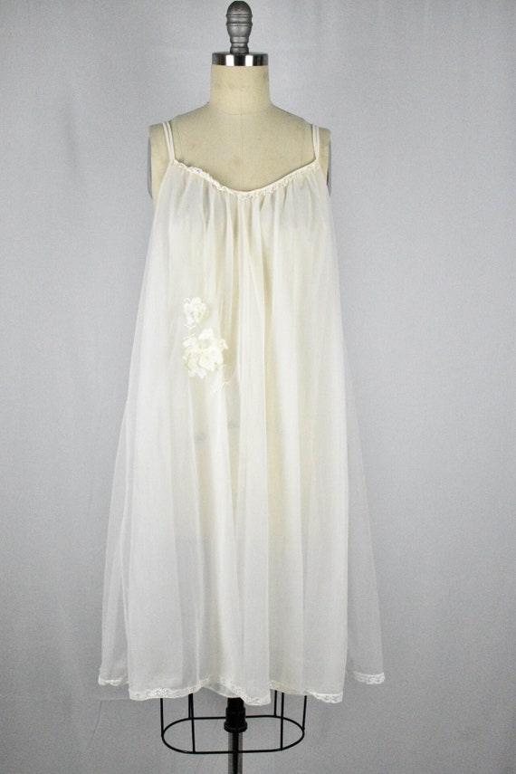 Vanity Fair Vintage at Charli Murnin blog