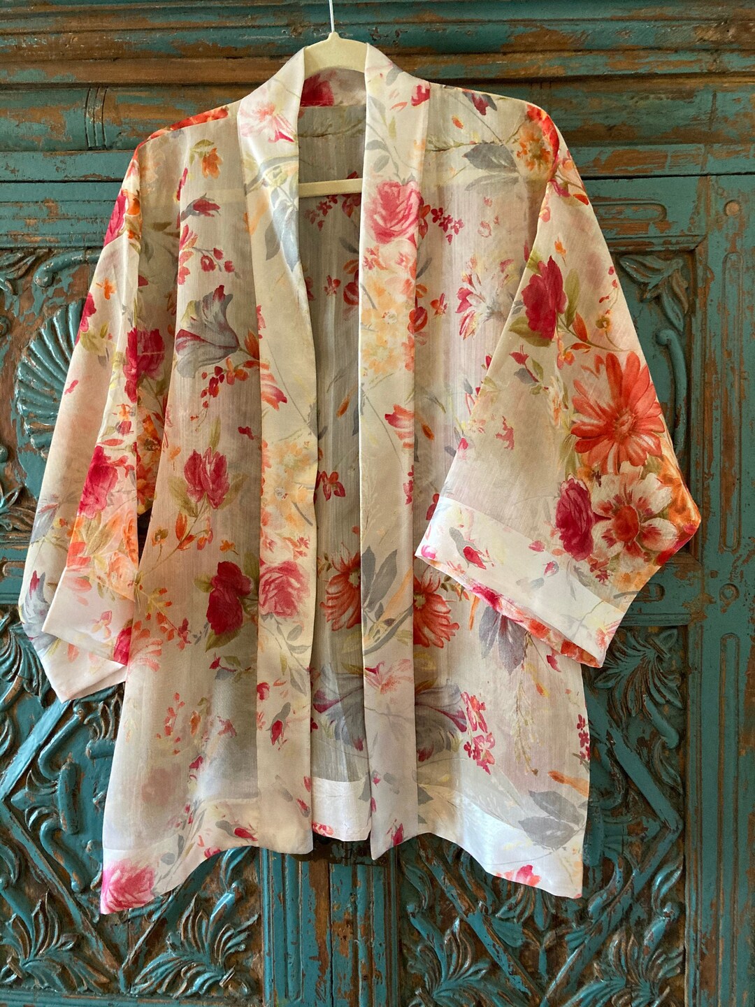 A Romantic White Silk/linen Floral Jacket - Etsy