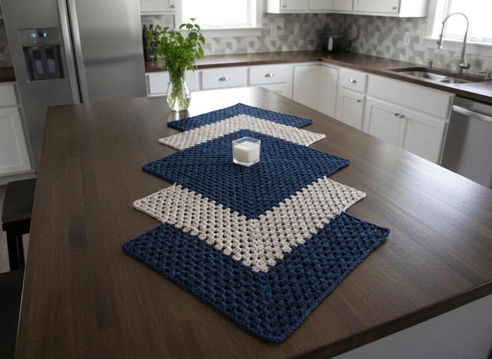 Modern Crochet Table Runner, Easy Crochet Table Runner, Crochet Dining ...