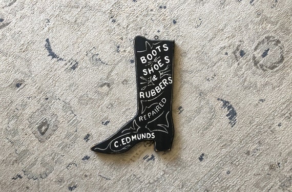 Shoe Repair Sign/hand Painted Sign/vintage Style Sign/hand - Etsy