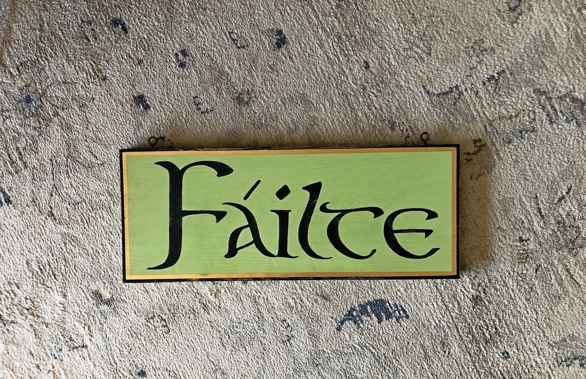 Failte Sign/irish Sign/wooden Sign/hand Painted Sign/welcome - Etsy