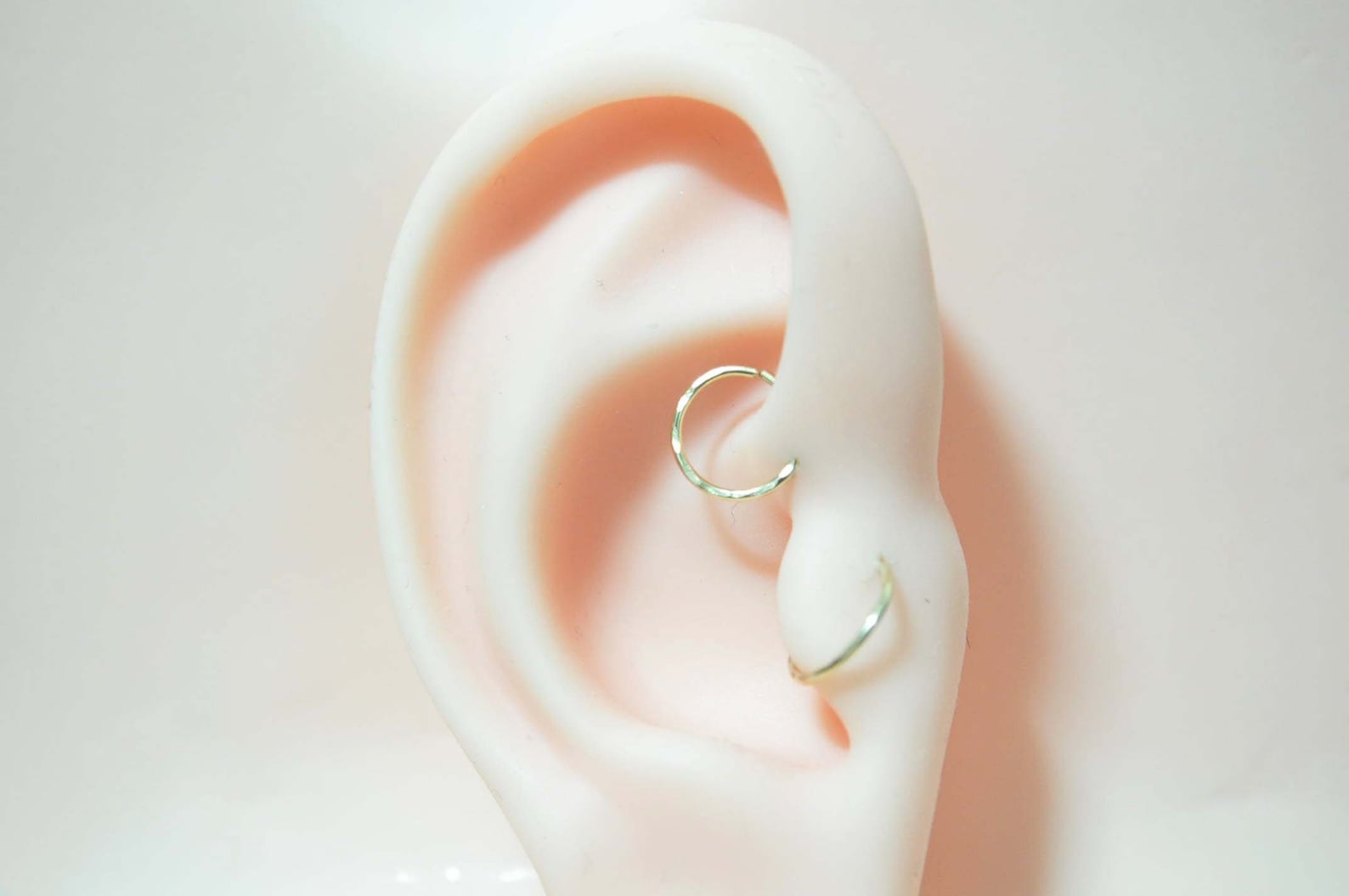 Hammered Gold Filled Tragus Hoop Tiny Hoop Earring Septum - Etsy