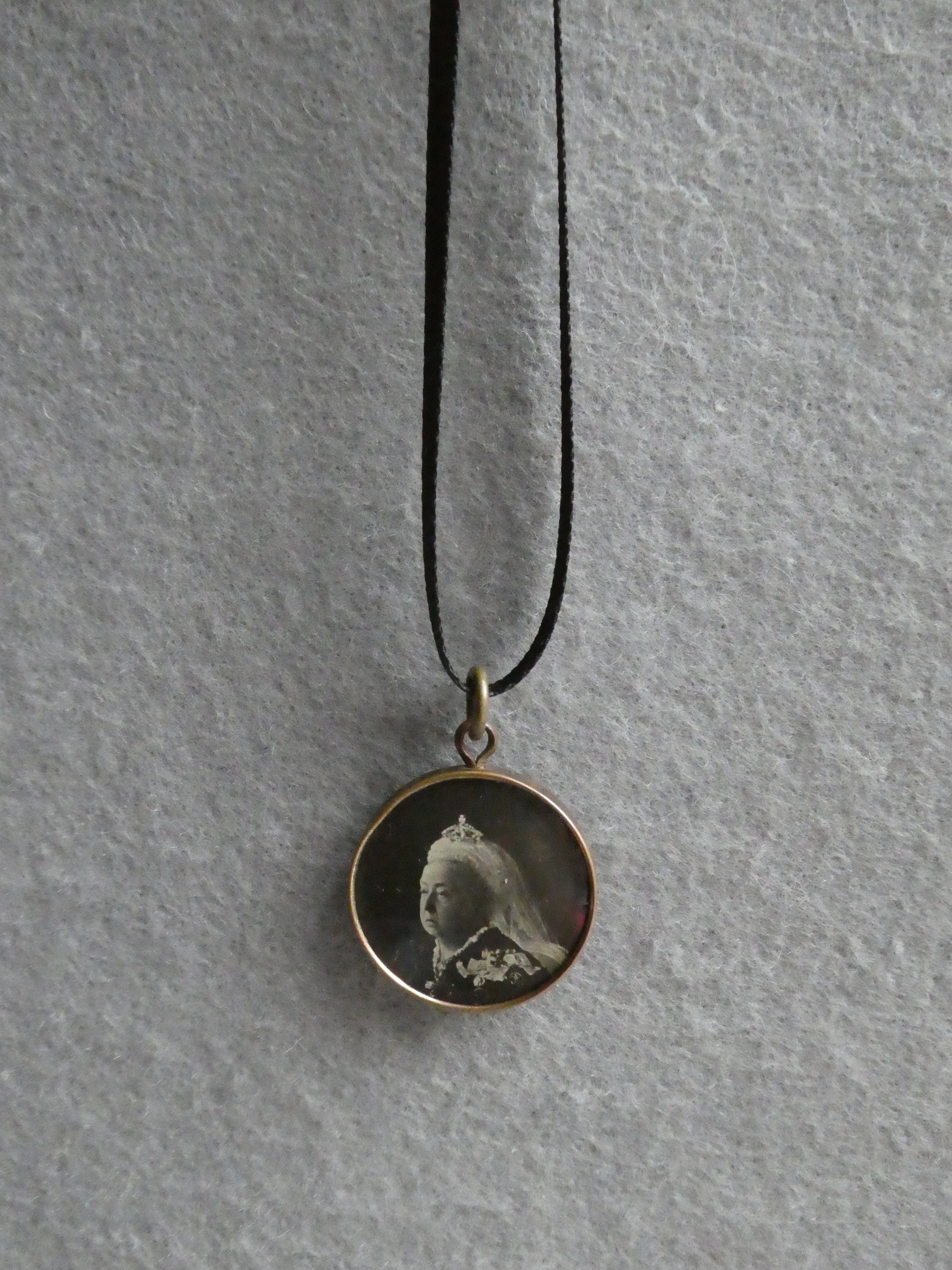 Antique Victorian Small Royal Portraits Charm Locket I Double Sided ...